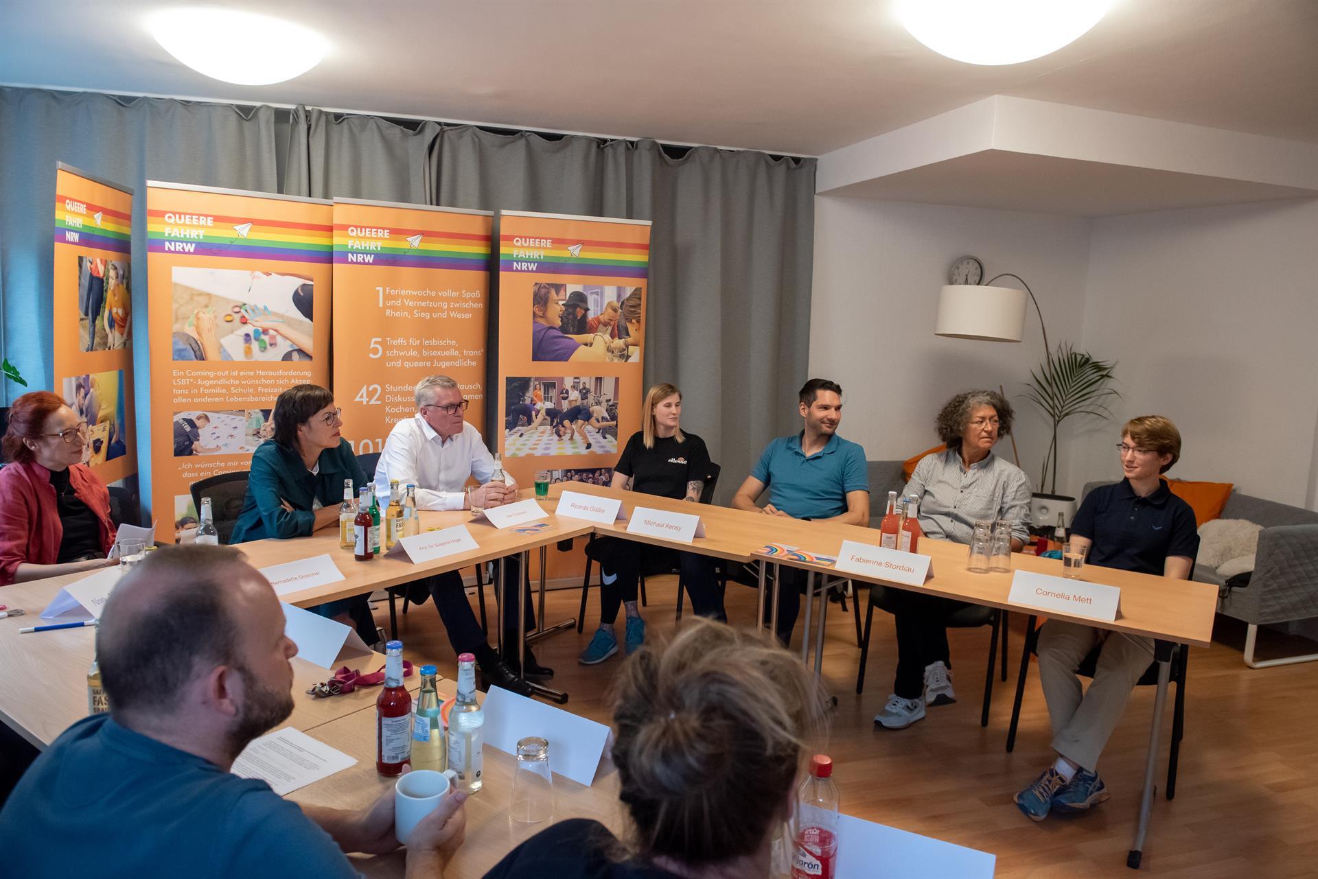 Stiftungsvorstand Achim Südmeier zu Besuch beim Mentoringprojekt Mia im ...